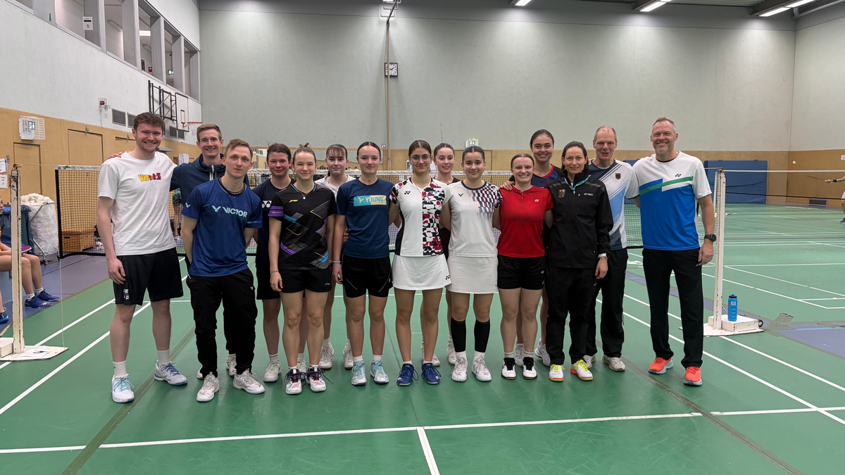 Dameneinzel-Lehrgang trifft Top-Badminton am Bundesstützpunkt Mülheim ...